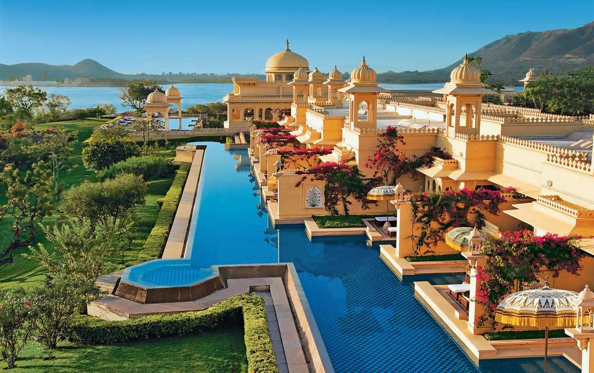 IN AT THE DEEP END: OUR FAVOURITE HOTEL SWIMMING POOLS - Simplexity Travel