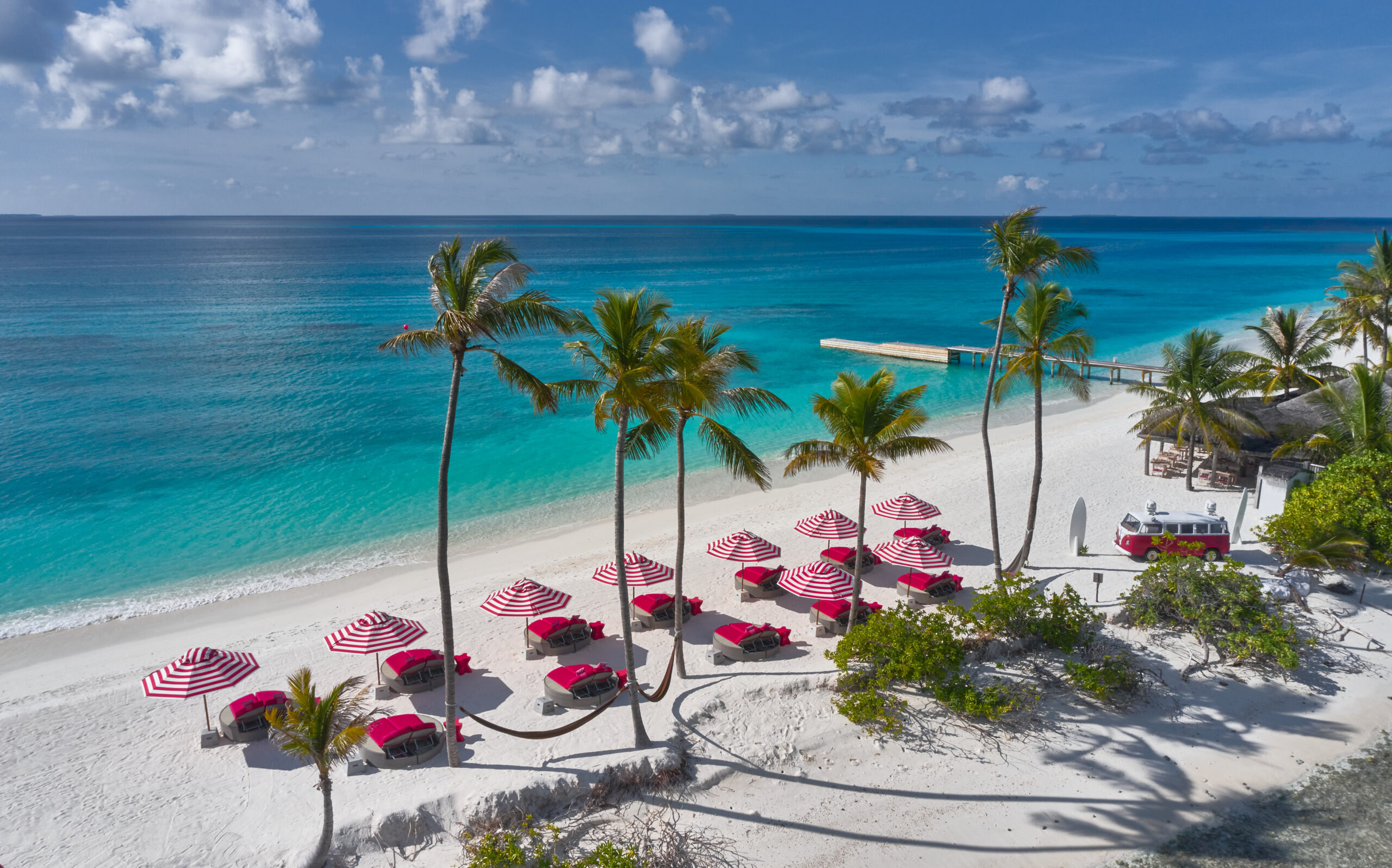 Maldives Hotel Offers World-First for Colour Blind Guests - Simplexity ...